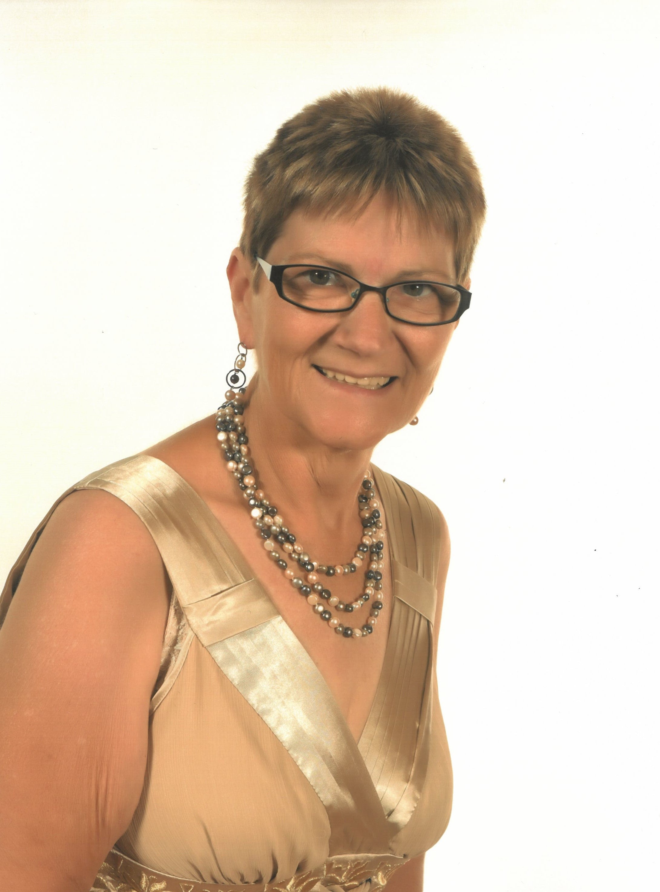 WILLIAMS, Bronwyn Lee (nee Andrew) - 2024-12-09 11.00 – McGlynn Hunt ...